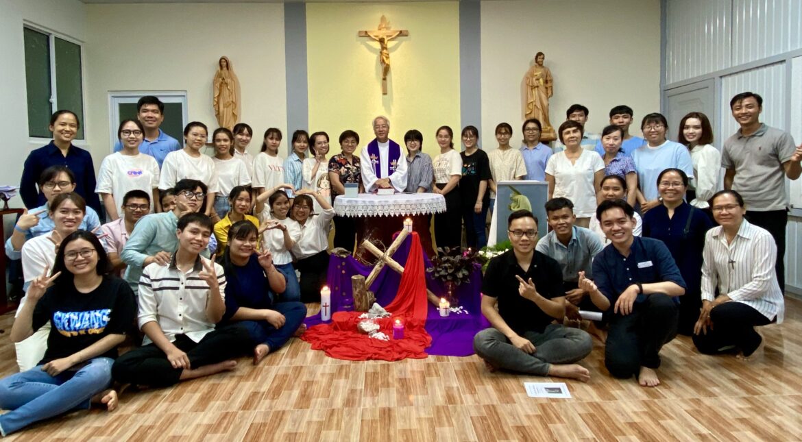 Student Ministry & Magis - The Society of Jesus in Vietnam